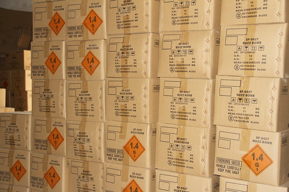 Buzz Bomb - Skysong Fireworks